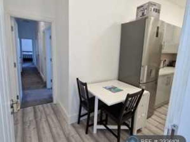 3 bedroom flat in Queens Road, Beeston, NG9 3 bed #2326101