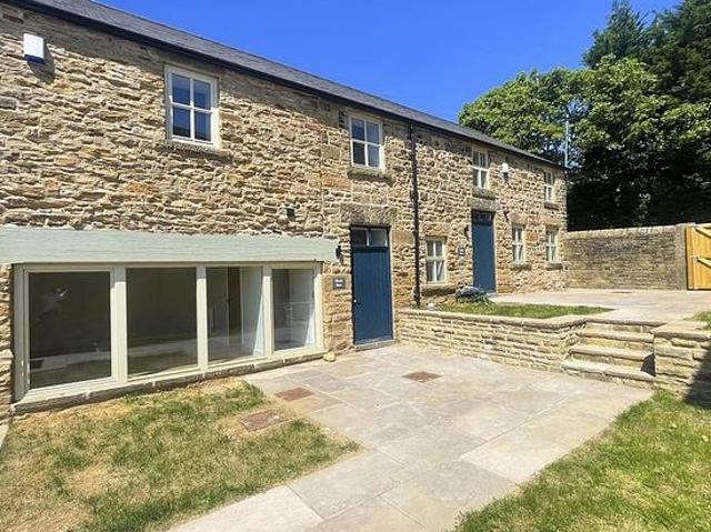 3 bedroom flat in Sheffield