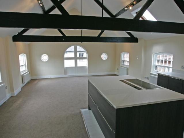 3 bedroom Flat – Penthouse for rent in 50 West Street