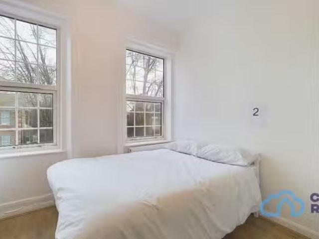 3 bedroom flat share for rent in Clova Road, London, E7