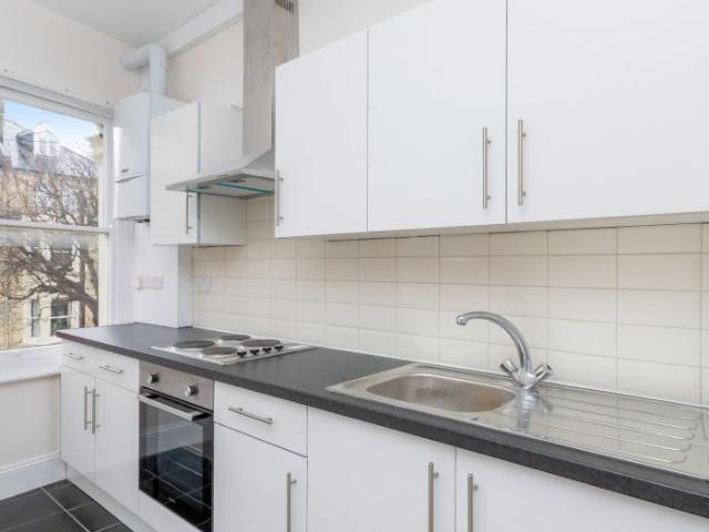 3 Bedroom Flat, Springfield Road, Brighton