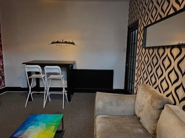3 Bedroom Flat | Stanton Street | S26