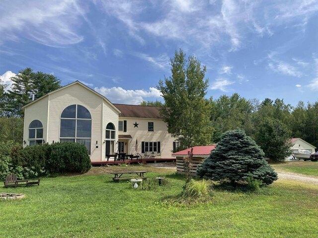 3 bedroom, Fryeburg ME 04037 103223432