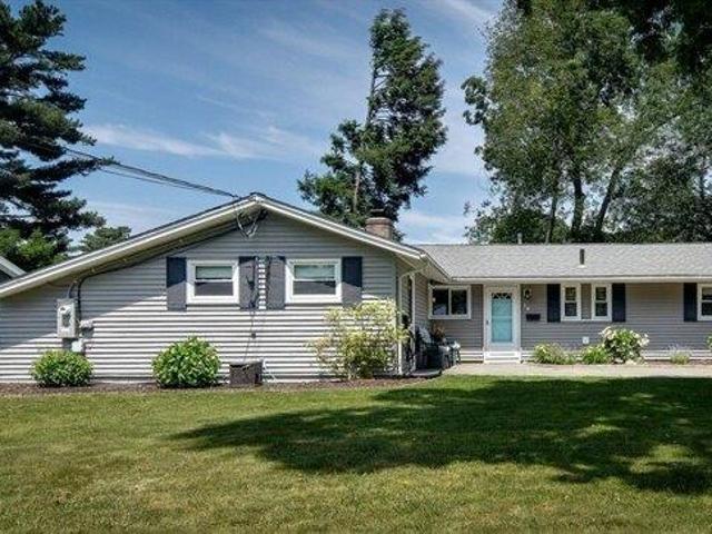 3 bedroom, Framingham MA 01701 103493625