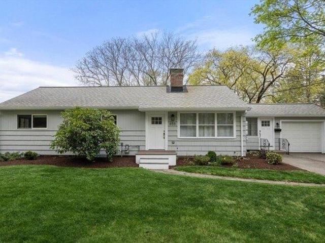 3 bedroom, Framingham MA 01701 LS102412582