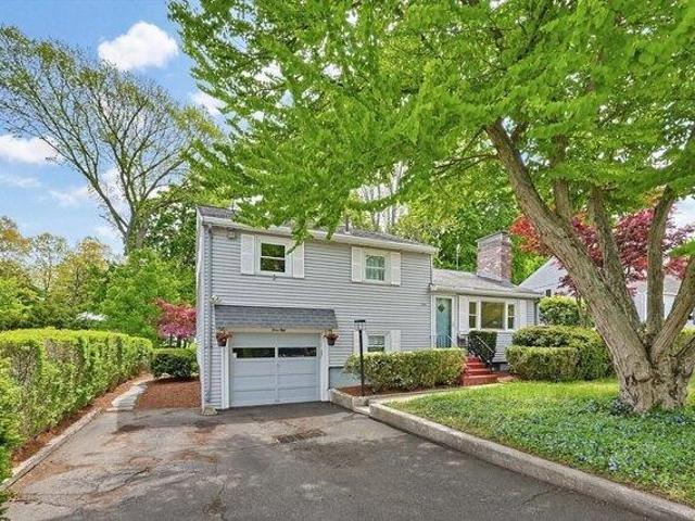 3 bedroom, Framingham MA 01701 LS103035132