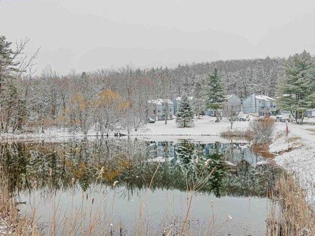 3 bedroom, Francestown NH 03043 LS102280600
