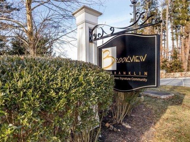 3 bedroom, Franklin MA 02038 102960810