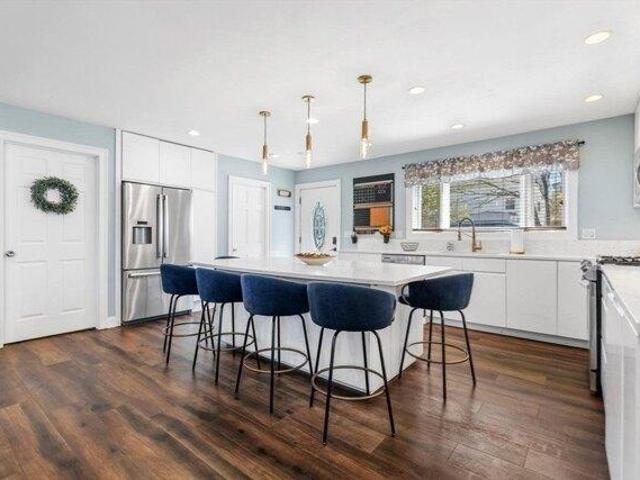 3 bedroom, Franklin MA 02038 102962398