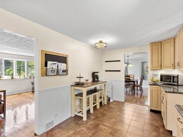 3 bedroom, Franklin MA 02038 103020086