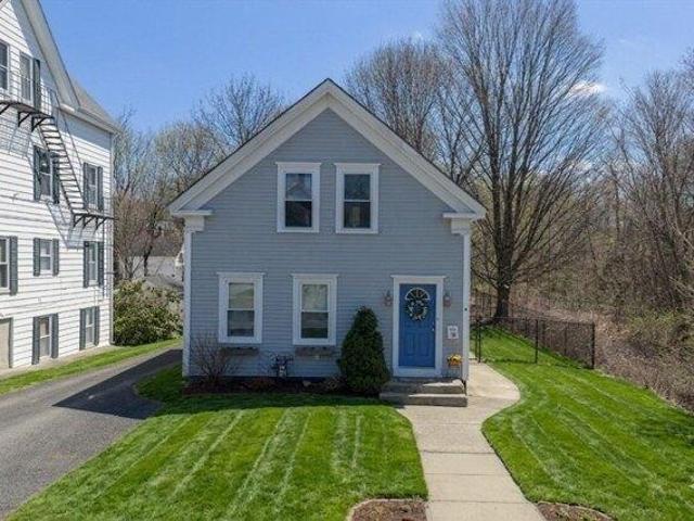3 bedroom, Franklin MA 02038 LS102119328