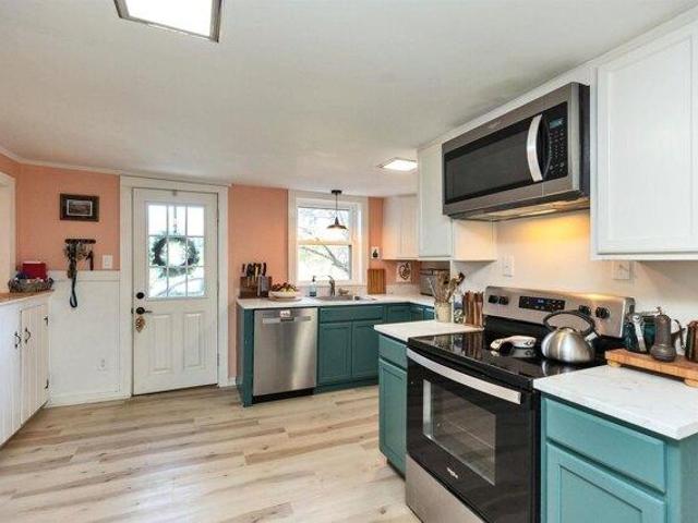 3 bedroom, Franklin NH 03235 104375483