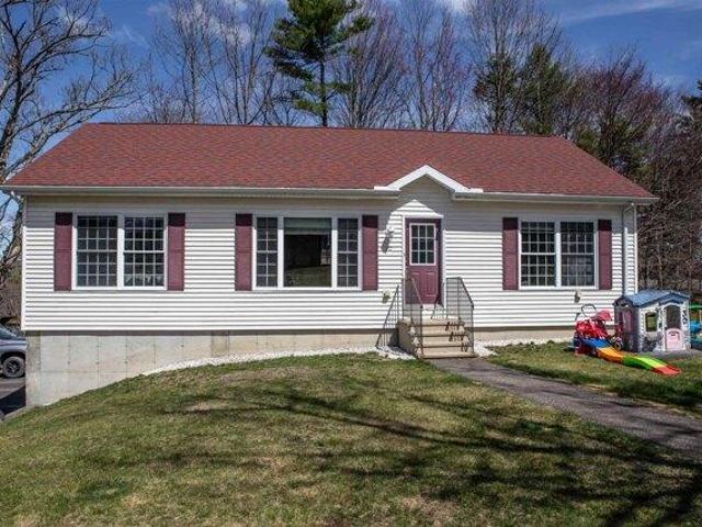 3 bedroom, Franklin NH 03235 103074099