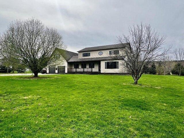 3 bedroom, Franklin VT 05457 104010350