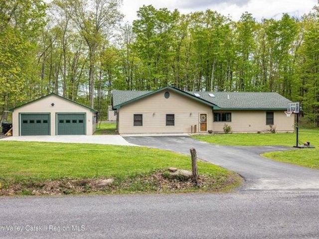 3 bedroom, Freehold NY 12431 103622261