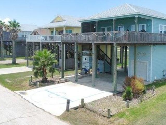 3 bedroom, Freeport TX 77541 94243487