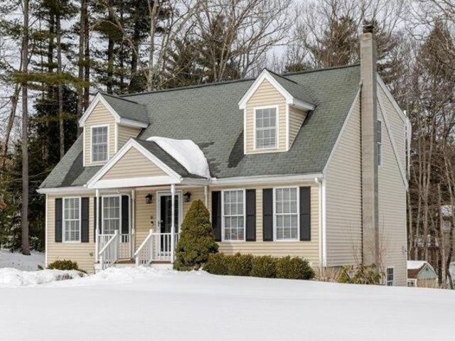 3 bedroom, Fremont NH 03044 LS103020342