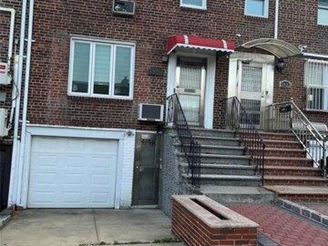 3 bedroom, Fresh Meadows NY 11365 103624882