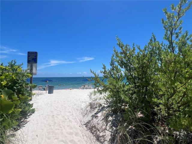 3 bedroom, Key Biscayne FL FL 33149 LS102395564