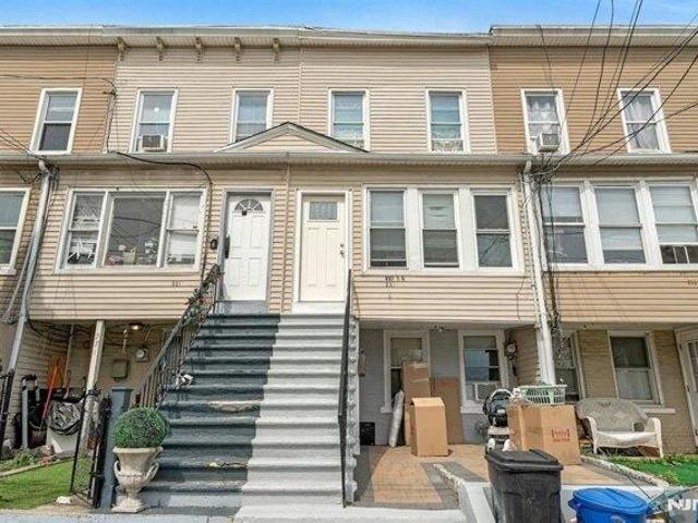3 bedroom, Kearny NJ 07032 LS101748367