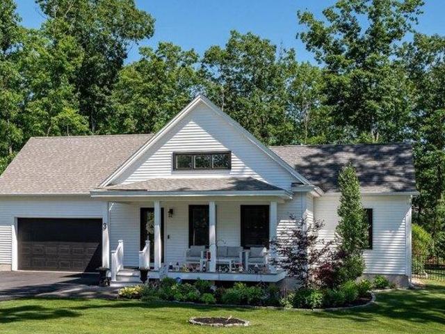 3 bedroom, Kennebunk ME 04043 104812102