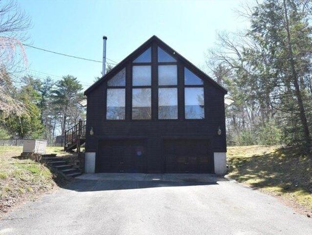 3 bedroom, Kingston NH 03848 102344050