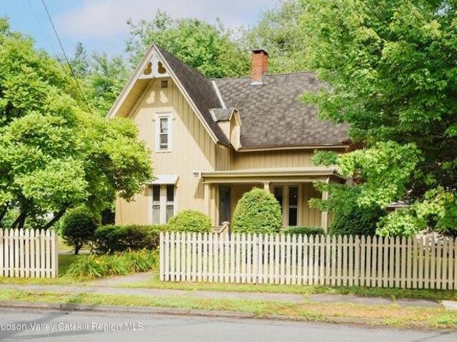 3 bedroom, Kingston NY 12401 104905190