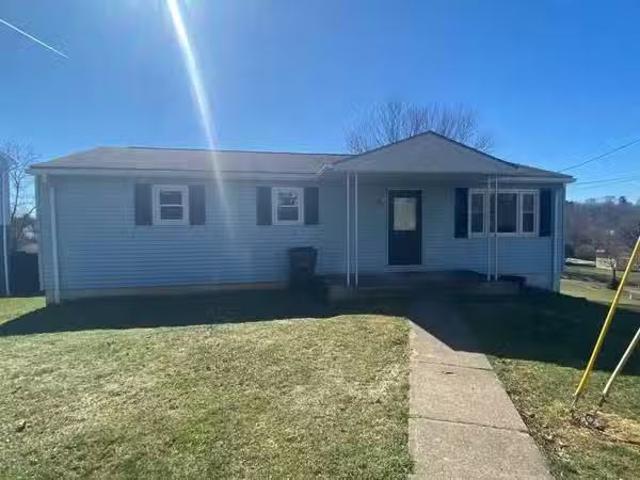 3 Bedroom House 111 Hickman Ave