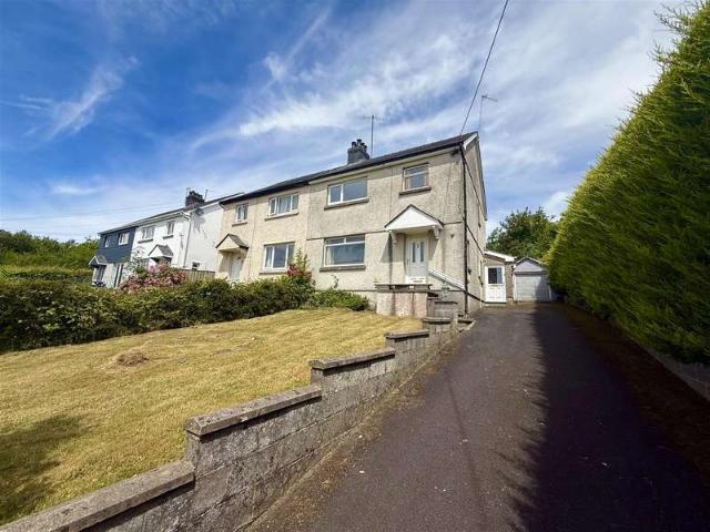 3 Bedroom End Of Terrace House