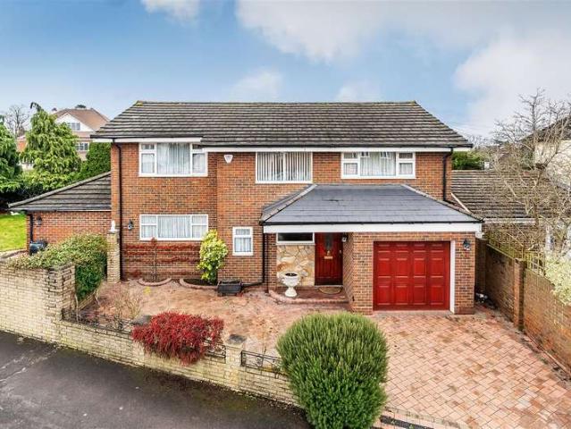 3 Bedroom Detached House
