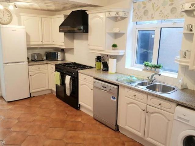 3 Bedroom House Coventry Coventry 71308494