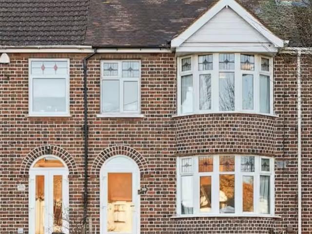 3 Bedroom House Coventry Coventry 97845086