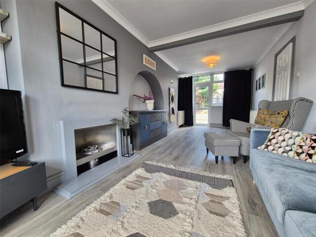 3 Bedroom House Coventry Coventry LS101743227