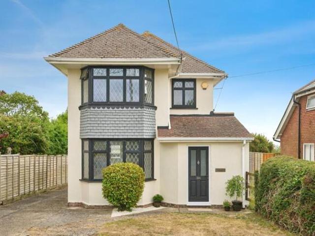 3 Bedroom House Cowes Isle Of Wight LS98969021