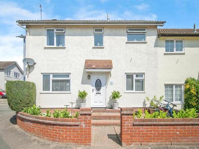 3 Bedroom House Colchester Essex 101675648