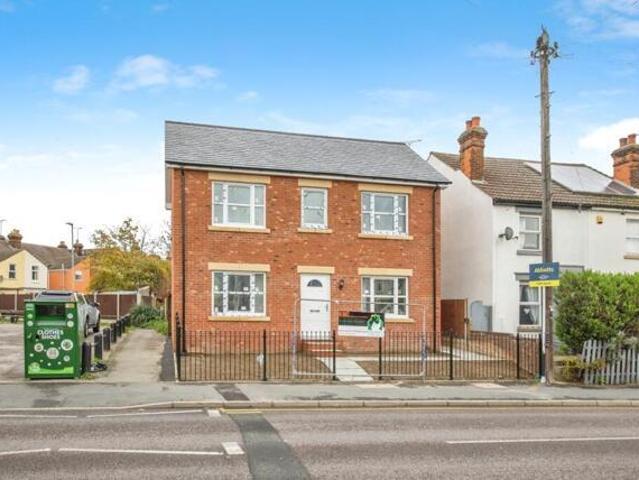 3 Bedroom House Colchester Essex LS99029354