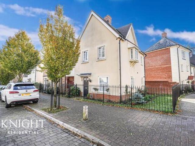 3 Bedroom House Colchester Essex LS99773576