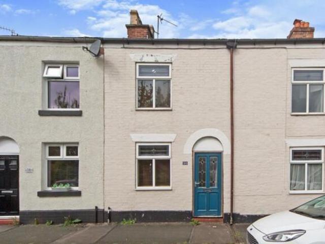 3 Bedroom House Congleton Cheshire East LS101796972
