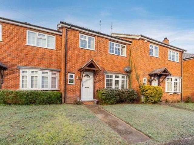 3 Bedroom House Cookham Windsor And Maidenhead 100191863