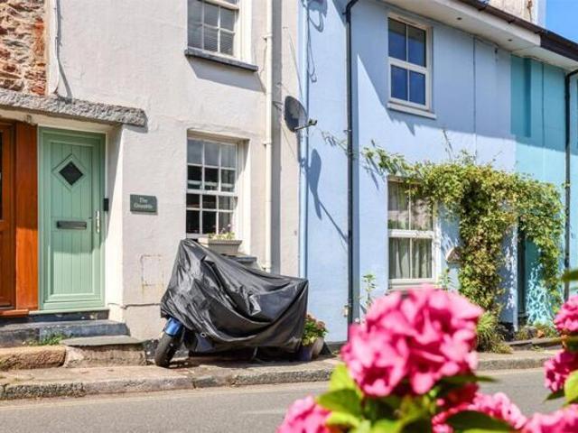 3 Bedroom House Cornwell Cornwall 98205110
