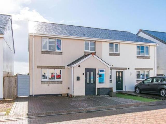 3 Bedroom House Cornwell Cornwall 99029283