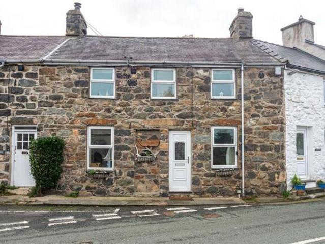 3 Bedroom House Caernarfon Gwynedd LS99840509