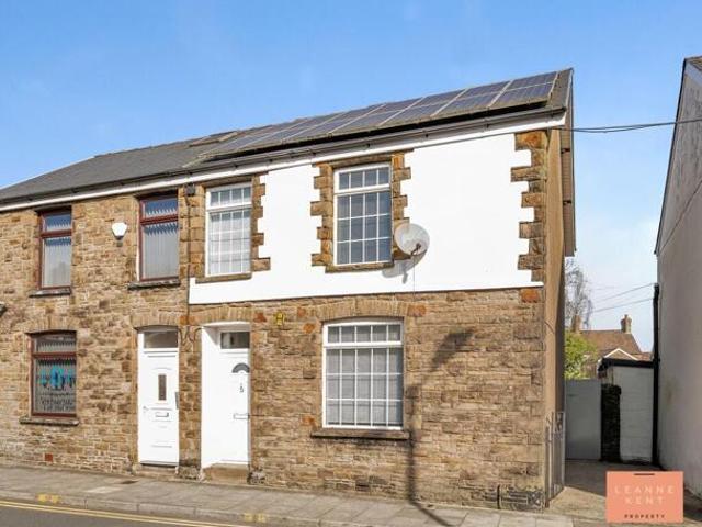 3 Bedroom House Caerphilly Caerphilly 100881356