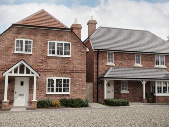 3 Bedroom House Calmore Calmore LS100540568