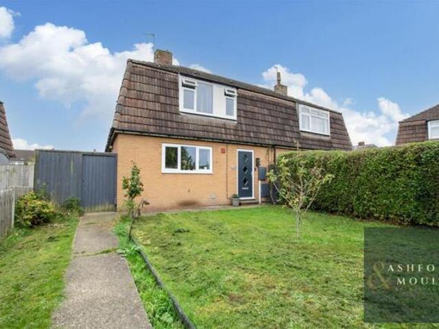 3 Bedroom House Calverton Calverton LS99735858