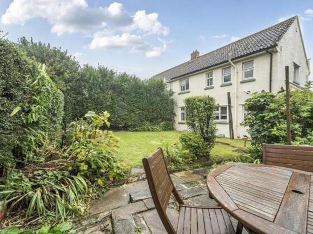 3 Bedroom House Camborne Cornwall 100824879