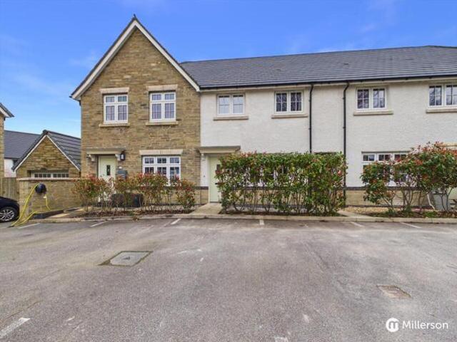 3 Bedroom House Camborne Cornwall 101797025