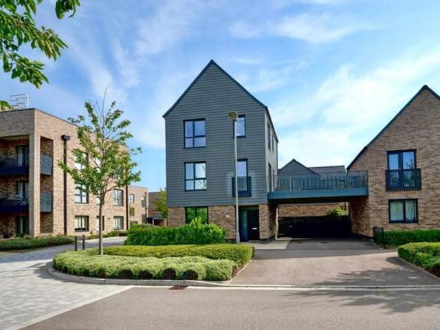 3 Bedroom House Cambridgeshire Cambridgeshire 101100205
