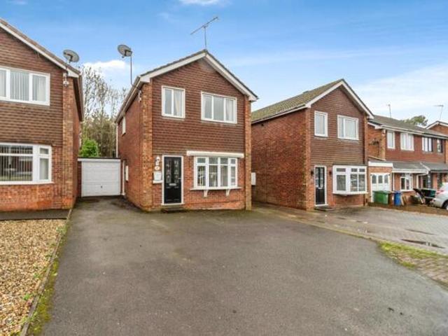 3 Bedroom House Cannock Staffordshire LS99735895