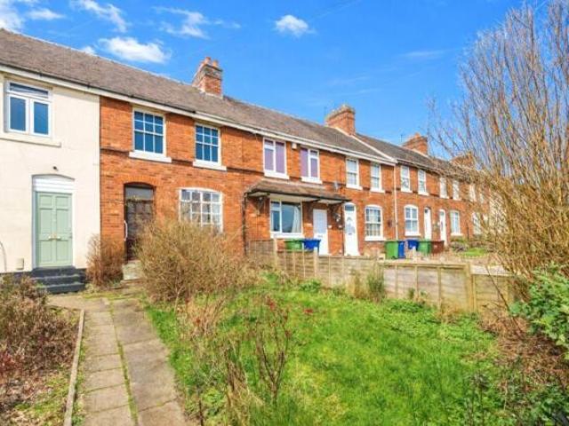 3 Bedroom House Cannock Staffordshire 101677013